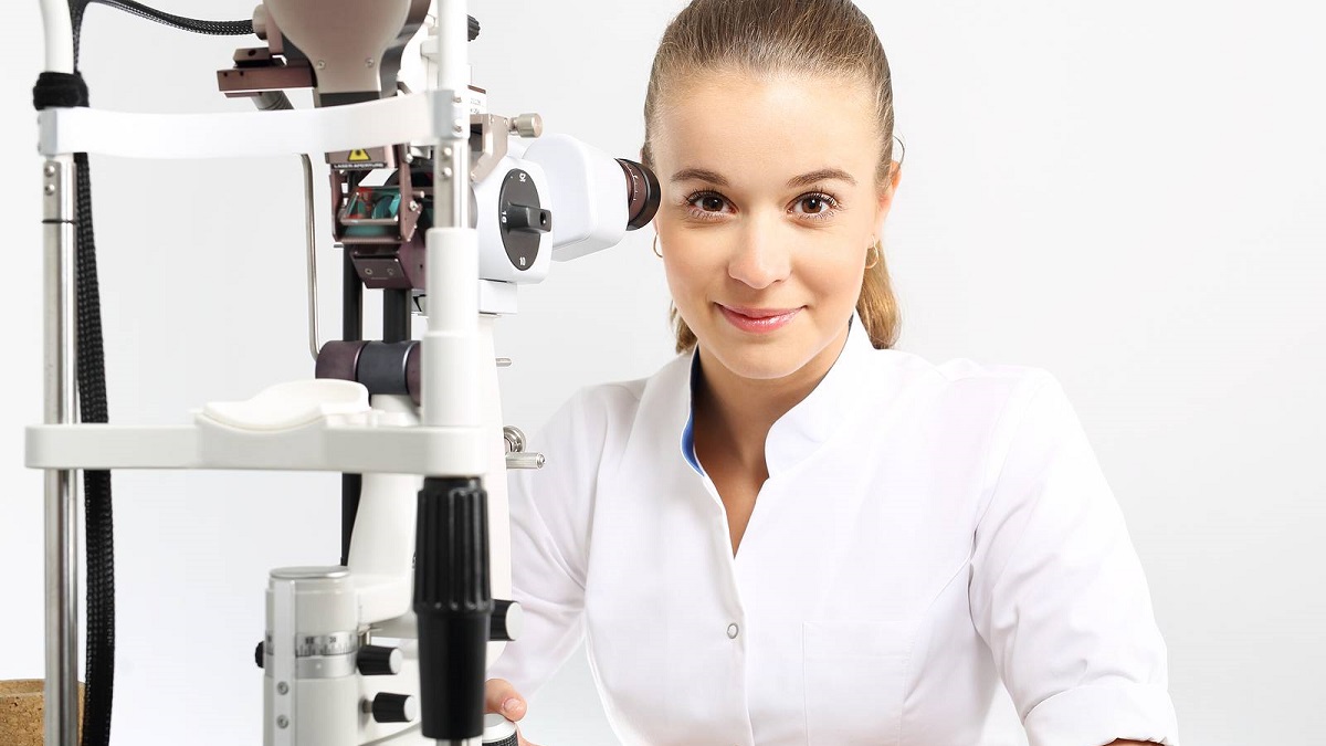 Best Ophthalmologist in Dubai - The Health Blog - Fidoc